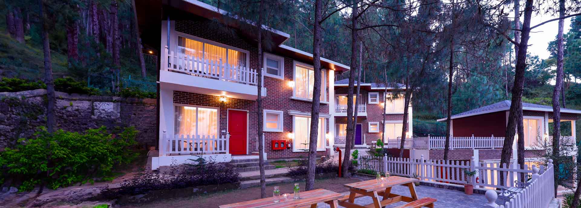 Hotels & Resorts in Kasauli, Mall Road - WelcomHeritage Santa Roza, Solan