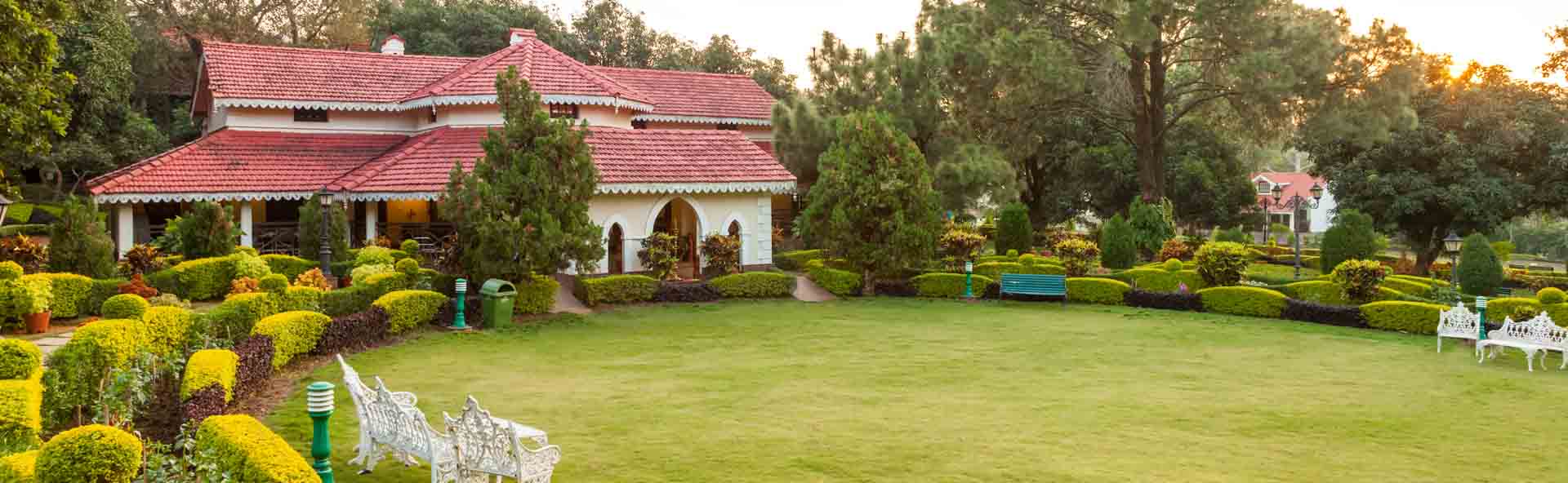 Luxurious Wildlife Resort in Pachmarhi - WelcomHeritage Golf View Pachmarhi