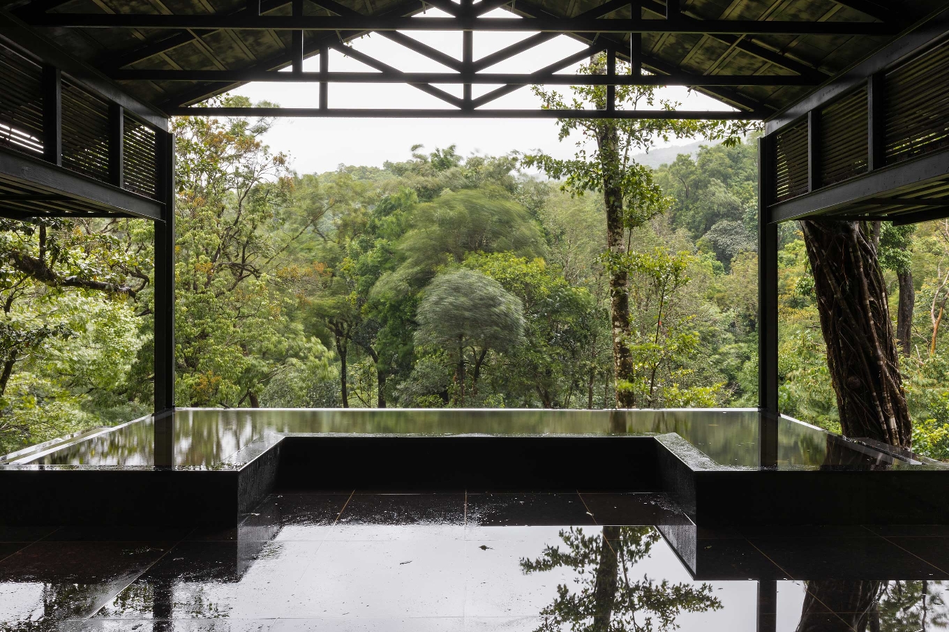 Best Luxury Resort in Coorg | Presidential Suite in Coorg