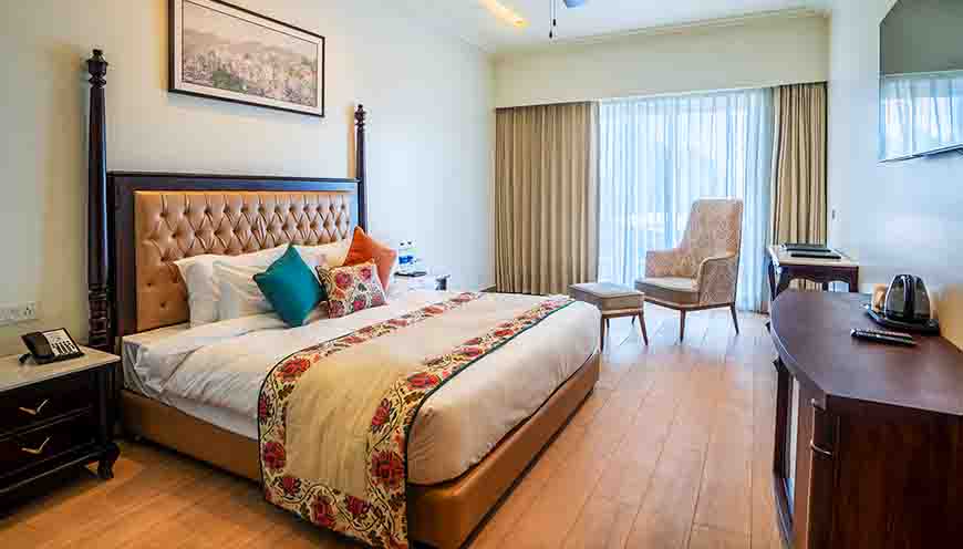 Book Resort in Solan | Luxury Hotel with Spa & Bar - WelcomHeritage ...